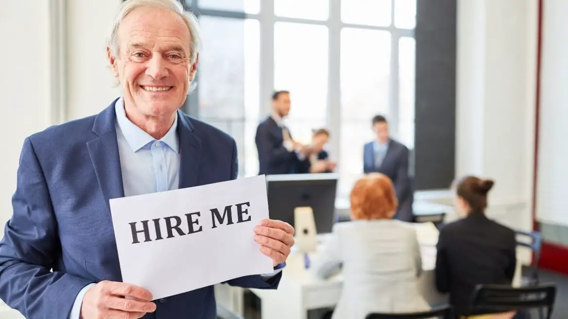 25 Great Jobs for Seniors to Supplement Retirement