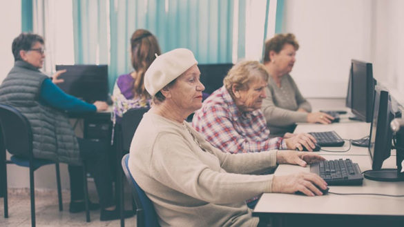 WOW Computer for Seniors – Worth It?