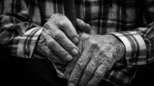 Gerontology vs Geriatrics – Similarities and Differences