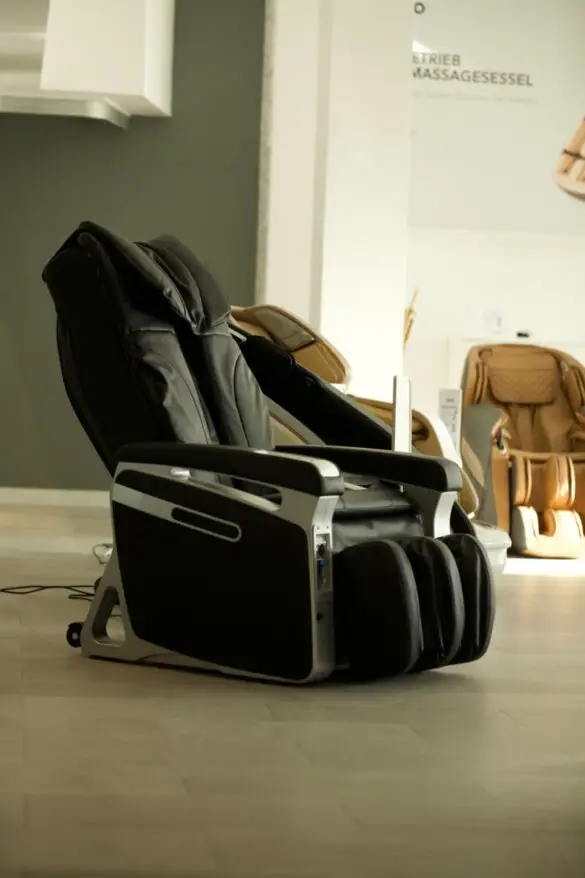 What is a Geriatric Chair? What They Are and How to Choose a Great One